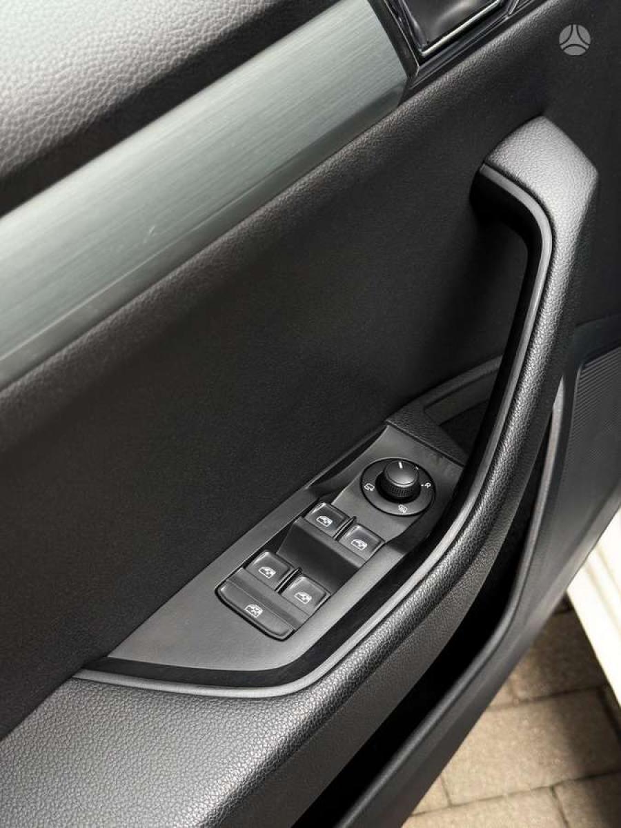 Balts Skoda SuperB 2017 Viļņa, ar dzinēja tilpumu 1.97 L un nobraukumu 290 tūkst. km par 6999 €, foto 25 vietnē AUTOMOTO.COM.LV