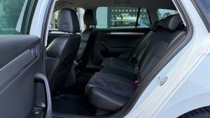 Balts Skoda SuperB 2017 Rīga, ar dzinēja tilpumu 2.00 L un nobraukumu 199 tūkst. km par 10900 €, foto 15 vietnē AUTOMOTO.COM.LV