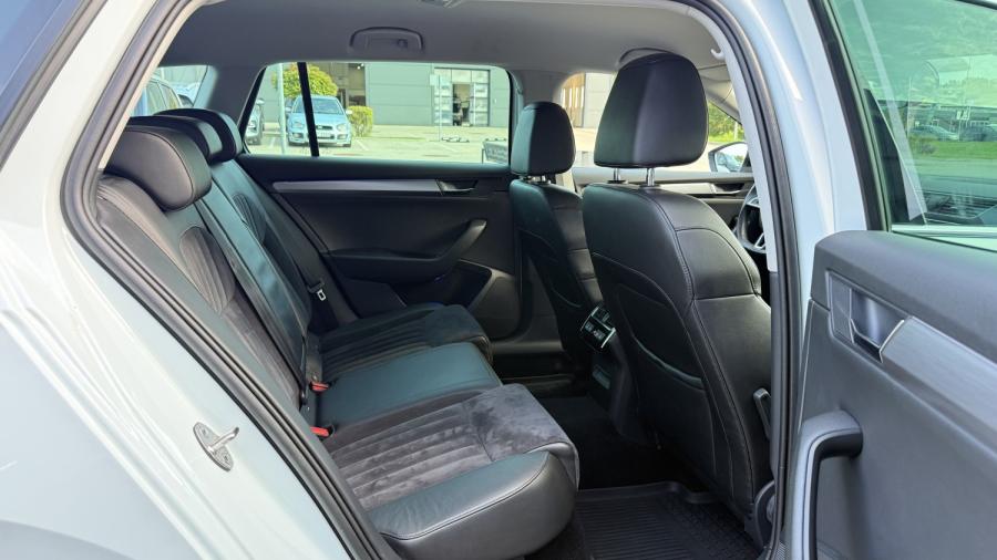 Balts Skoda SuperB 2017 Rīga, ar dzinēja tilpumu 2.00 L un nobraukumu 199 tūkst. km par 10900 €, foto 18 vietnē AUTOMOTO.COM.LV
