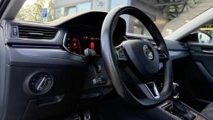 Balts Skoda SuperB 2017 Rīga, ar dzinēja tilpumu 2.00 L un nobraukumu 199 tūkst. km par 10900 €, foto 21 vietnē AUTOMOTO.COM.LV