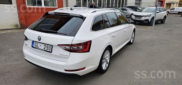 Balts Skoda SuperB 2018 Rīga, ar dzinēja tilpumu 2.00 L un nobraukumu 201 tūkst. km par 13700 €, foto 3 vietnē AUTOMOTO.COM.LV