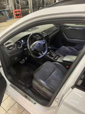 White Skoda SuperB 2018 in Vilnius, with an engine capacity of 2.00 L and mileage of 132 thousand km for 16900 €, photo 11 on AUTOMOTO.COM.LV