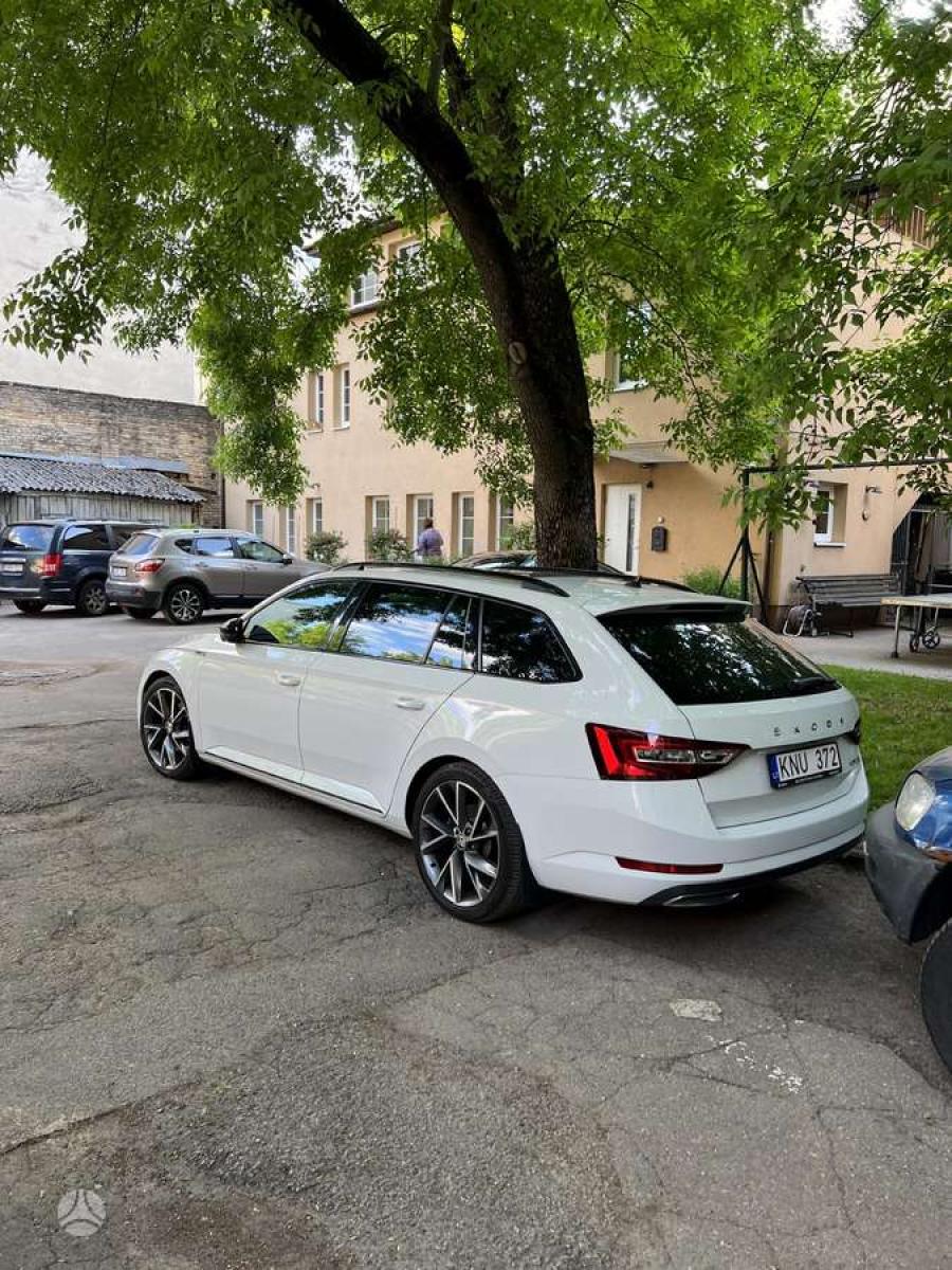 White Skoda SuperB 2018 in Vilnius, with an engine capacity of 2.00 L and mileage of 132 thousand km for 16900 €, photo 23 on AUTOMOTO.COM.LV