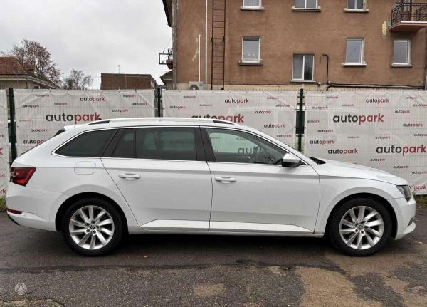 White Skoda SuperB 2018 in Klaipeda, with an engine capacity of 1.60 L and mileage of 252 thousand km for 9400 €, photo 6 on AUTOMOTO.COM.LV