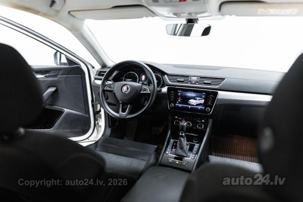 Balts Skoda SuperB 2018 Tallina, ar dzinēja tilpumu 2.00 L un nobraukumu 255 tūkst. km par 11999 €, foto 9 vietnē AUTOMOTO.COM.LV