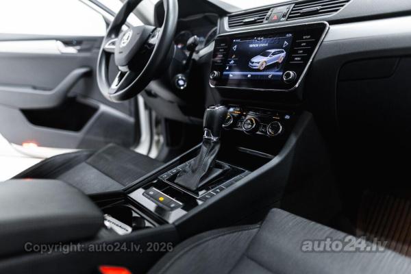 Balts Skoda SuperB 2018 Tallina, ar dzinēja tilpumu 2.00 L un nobraukumu 255 tūkst. km par 11999 €, foto 10 vietnē AUTOMOTO.COM.LV