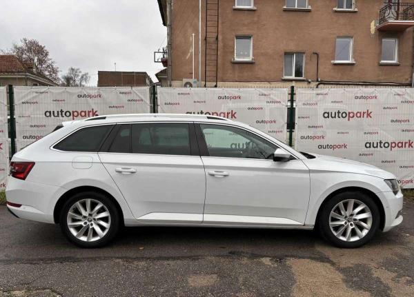 Balts Skoda SuperB 2018 Klaipėda, ar dzinēja tilpumu 1.60 L un nobraukumu 252 tūkst. km par 9400 €, foto 6 vietnē AUTOMOTO.COM.LV