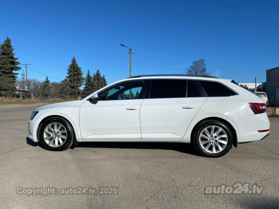 Balts Skoda SuperB 2018 Tallina, ar dzinēja tilpumu 2.00 L un nobraukumu 290 tūkst. km par 16000 €, foto 3 vietnē AUTOMOTO.COM.LV