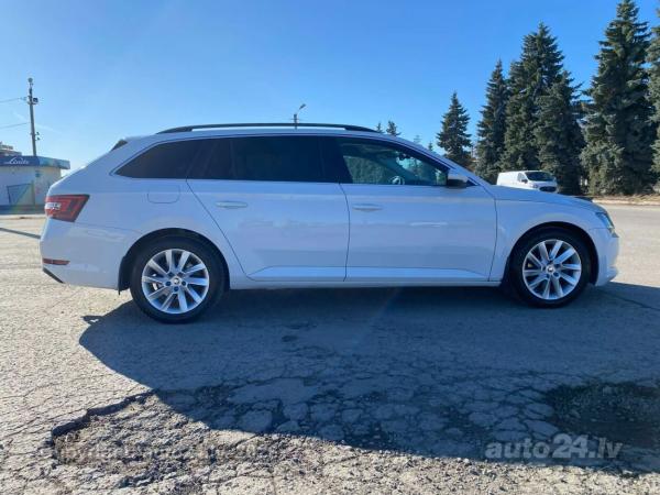 Balts Skoda SuperB 2018 Tallina, ar dzinēja tilpumu 2.00 L un nobraukumu 290 tūkst. km par 16000 €, foto 4 vietnē AUTOMOTO.COM.LV
