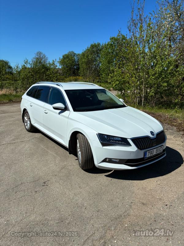 White Skoda SuperB 2018 in Tallinn, with an engine capacity of 1.80 L and mileage of 204 thousand km for 12450 €, photo 4 on AUTOMOTO.COM.LV
