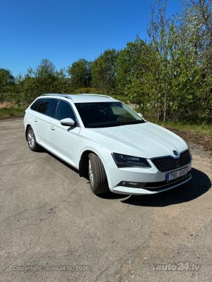 White Skoda SuperB 2018 in Tallinn, with an engine capacity of 1.80 L and mileage of 204 thousand km for 12450 €, photo 5 on AUTOMOTO.COM.LV
