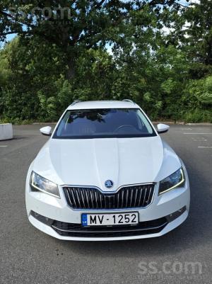 Balts Skoda SuperB 2018 Rīga, ar dzinēja tilpumu 2.00 L un nobraukumu 201 tūkst. km par 11500 €, foto  vietnē AUTOMOTO.COM.LV