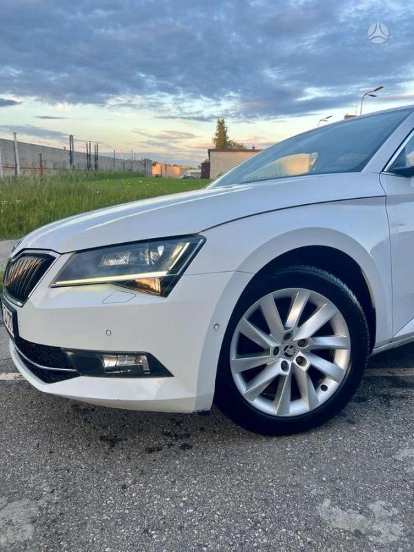 Balts Skoda SuperB 2018 Kauņa, ar dzinēja tilpumu 1.97 L un nobraukumu 522 tūkst. km par 8200 €, foto 3 vietnē AUTOMOTO.COM.LV