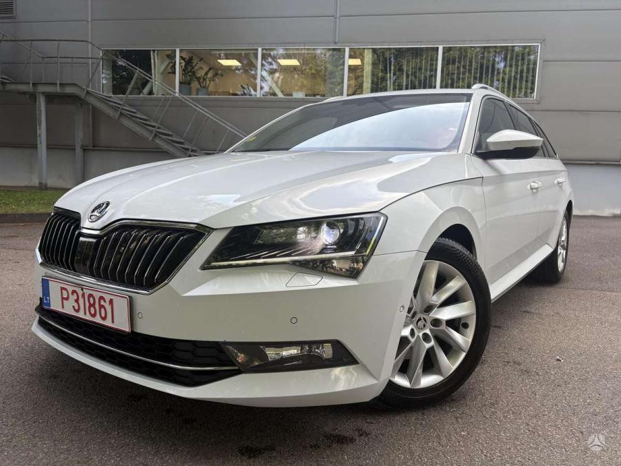 White Skoda SuperB 2018 in Alytus, with an engine capacity of 2.00 L and mileage of 200 thousand km for 12250 €, photo 3 on AUTOMOTO.COM.LV