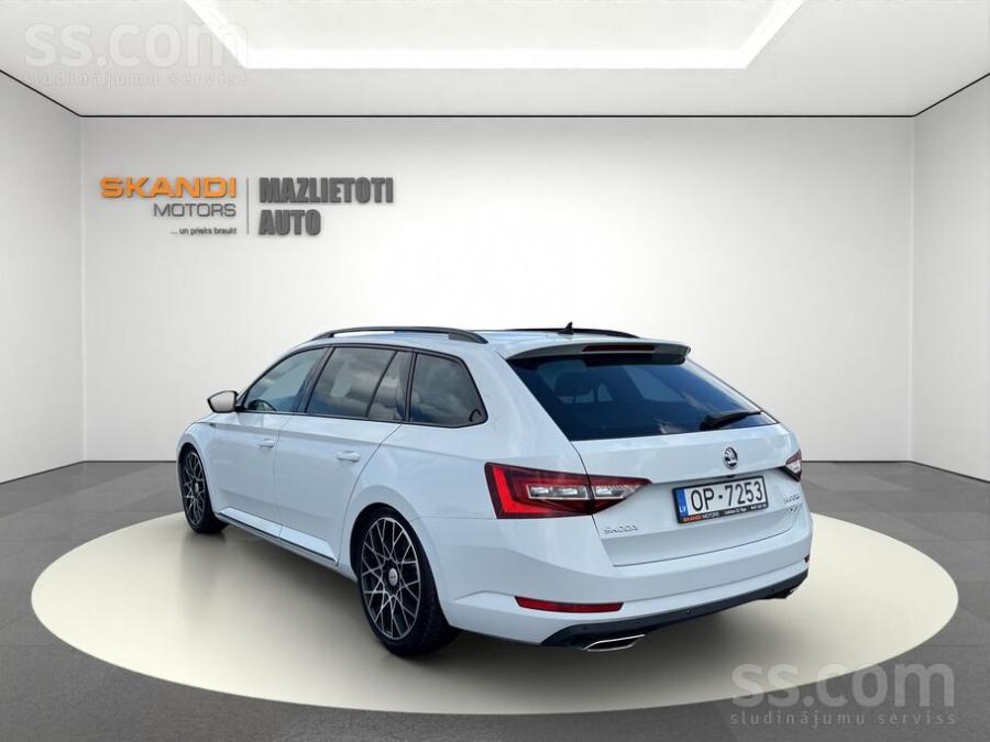 White Skoda SuperB 2018 in Riga, with an engine capacity of 2.00 L and mileage of 143 thousand km for 16990 €, photo 5 on AUTOMOTO.COM.LV