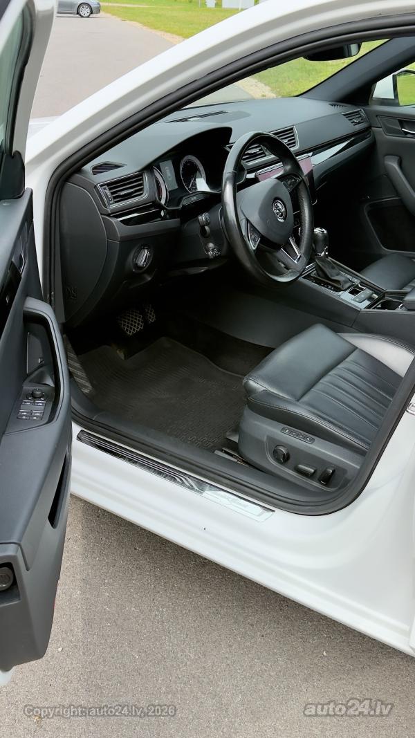 White Skoda SuperB 2018 in Tartu, with an engine capacity of 2.00 L and mileage of 296 thousand km for 15800 €, photo 10 on AUTOMOTO.COM.LV