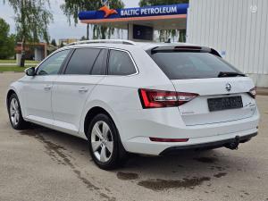 White Skoda SuperB 2018 in Rokiskis, with an engine capacity of 1.97 L and mileage of 358 thousand km for 9620 €, photo 7 on AUTOMOTO.COM.LV