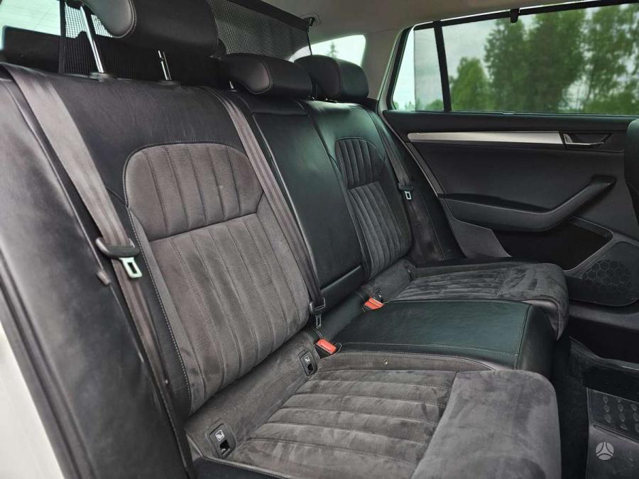 White Skoda SuperB 2018 in Rokiskis, with an engine capacity of 1.97 L and mileage of 358 thousand km for 9620 €, photo 15 on AUTOMOTO.COM.LV