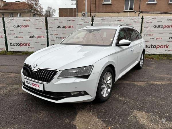 Balts Skoda SuperB 2018 Klaipėda, ar dzinēja tilpumu 1.60 L un nobraukumu 252 tūkst. km par 7280 €, foto  vietnē AUTOMOTO.COM.LV