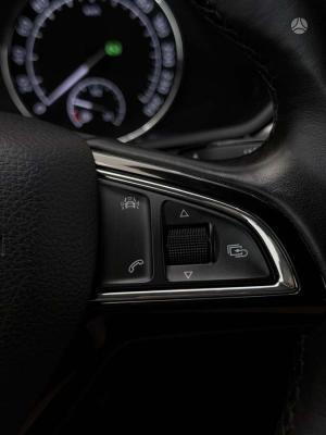 White Skoda SuperB 2018 in Vilnius, with an engine capacity of 1.97 L and mileage of 198 thousand km for 13999 €, photo 31 on AUTOMOTO.COM.LV