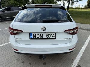 White Skoda SuperB 2018 in Taurage, with an engine capacity of 1.97 L and mileage of 320 thousand km for 12900 €, photo 6 on AUTOMOTO.COM.LV