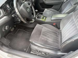 White Skoda SuperB 2018 in Taurage, with an engine capacity of 1.97 L and mileage of 320 thousand km for 12900 €, photo 16 on AUTOMOTO.COM.LV
