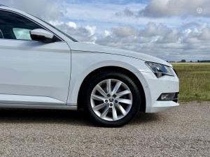 Balts Skoda SuperB 2018 Vilkaviškis, ar dzinēja tilpumu 1.97 L un nobraukumu 227 tūkst. km par 13300 €, foto 8 vietnē AUTOMOTO.COM.LV