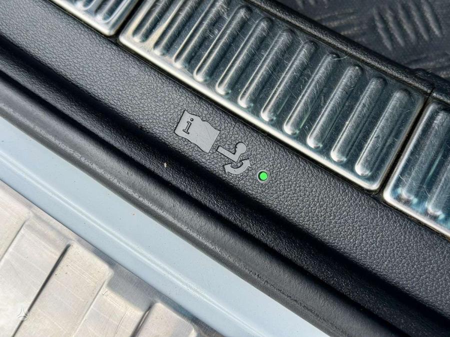 Balts Skoda SuperB 2018 Vilkaviškis, ar dzinēja tilpumu 1.97 L un nobraukumu 227 tūkst. km par 13300 €, foto 30 vietnē AUTOMOTO.COM.LV