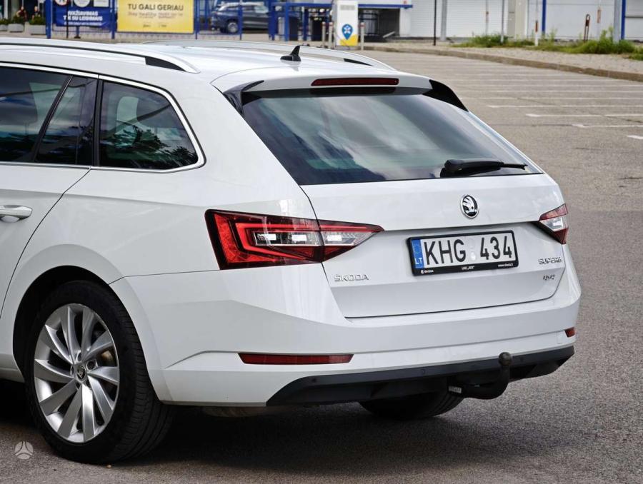 Balts Skoda SuperB 2018 Viļņa, ar dzinēja tilpumu 1.97 L un nobraukumu 208 tūkst. km par 17900 €, foto 7 vietnē AUTOMOTO.COM.LV
