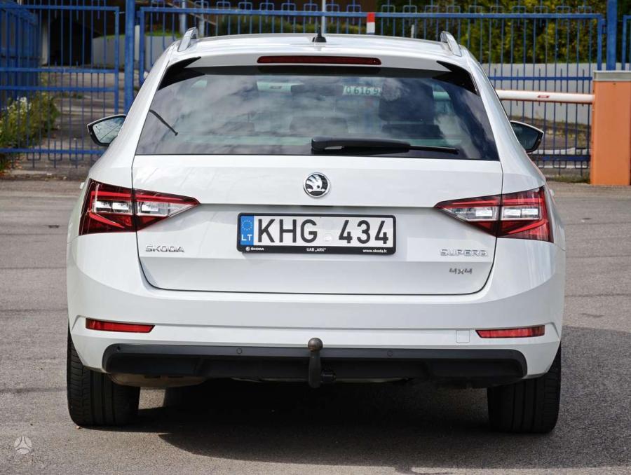 Balts Skoda SuperB 2018 Viļņa, ar dzinēja tilpumu 1.97 L un nobraukumu 208 tūkst. km par 17900 €, foto 10 vietnē AUTOMOTO.COM.LV