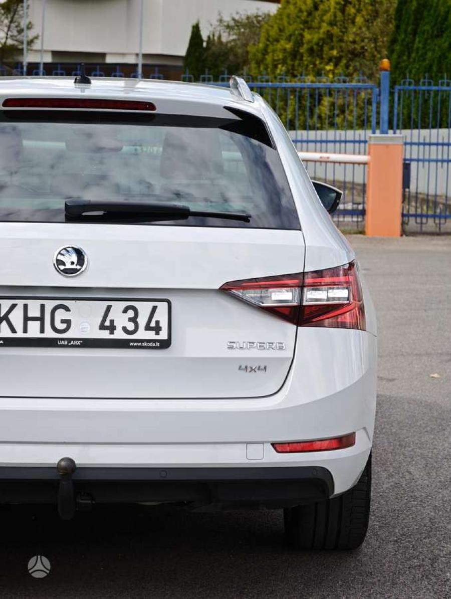 Balts Skoda SuperB 2018 Viļņa, ar dzinēja tilpumu 1.97 L un nobraukumu 208 tūkst. km par 17900 €, foto 11 vietnē AUTOMOTO.COM.LV