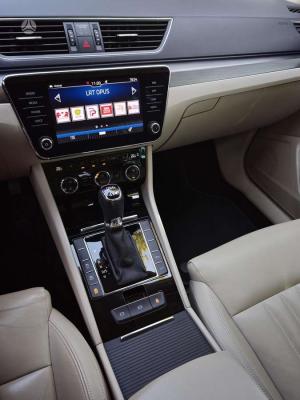 Balts Skoda SuperB 2018 Viļņa, ar dzinēja tilpumu 1.97 L un nobraukumu 208 tūkst. km par 17900 €, foto 19 vietnē AUTOMOTO.COM.LV