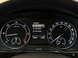 White Skoda SuperB 2018 in Vilnius, with an engine capacity of 1.97 L and mileage of 198 thousand km for 13950 €, photo 34 on AUTOMOTO.COM.LV