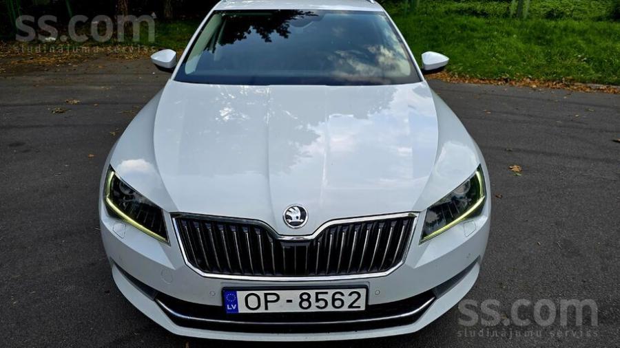 Balts Skoda SuperB 2018 Rīga, ar dzinēja tilpumu 2.00 L un nobraukumu 158 tūkst. km par 13950 €, foto 4 vietnē AUTOMOTO.COM.LV