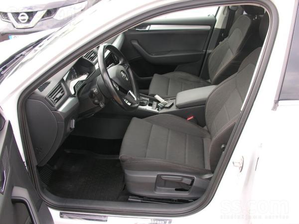 Balts Skoda SuperB 2018 Rīga, ar dzinēja tilpumu 2.00 L un nobraukumu 203 tūkst. km par 14300 €, foto 10 vietnē AUTOMOTO.COM.LV