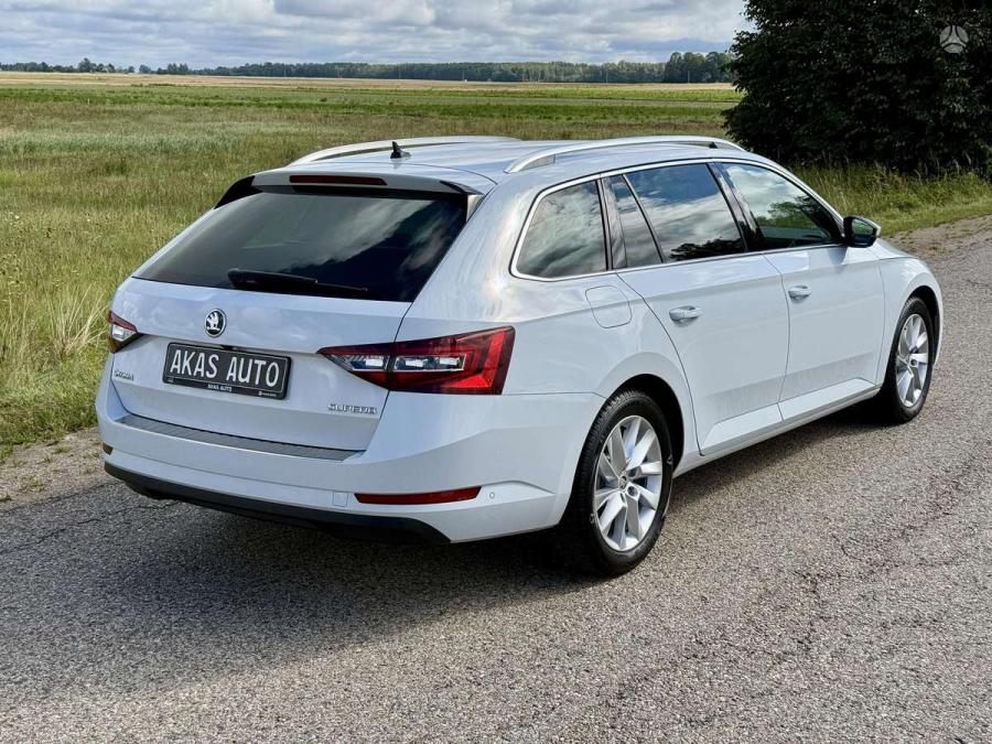 Balts Skoda SuperB 2018 Šauļi, ar dzinēja tilpumu 1.97 L un nobraukumu 227 tūkst. km par 13200 €, foto 5 vietnē AUTOMOTO.COM.LV