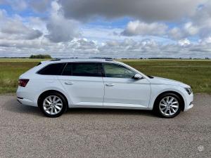 Balts Skoda SuperB 2018 Šauļi, ar dzinēja tilpumu 1.97 L un nobraukumu 227 tūkst. km par 13200 €, foto 7 vietnē AUTOMOTO.COM.LV
