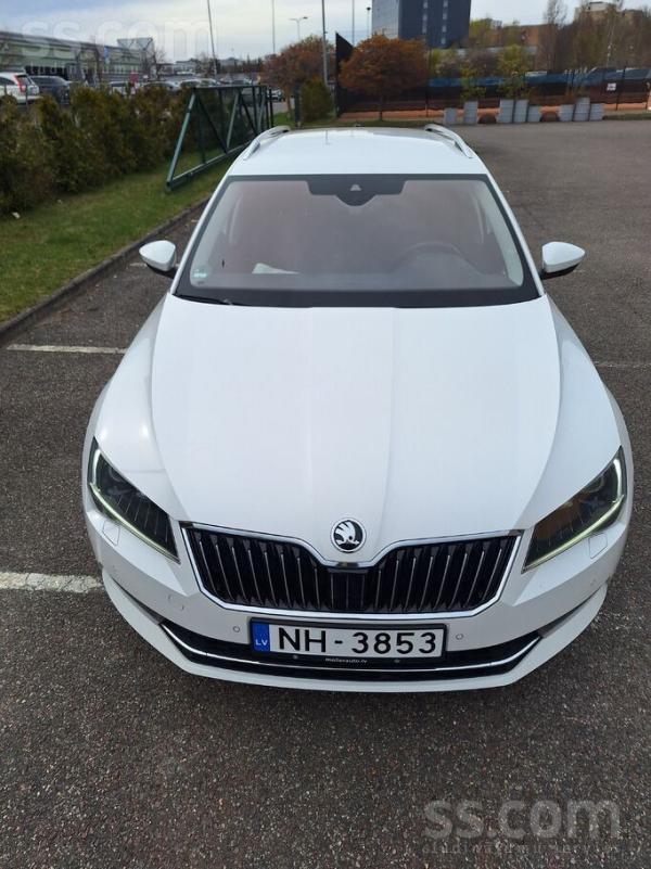 Skoda SuperB 2018 Rīga vietnē Balts Skoda SuperB 2018 Rīga, ar dzinēja tilpumu 2.00 L un nobraukumu 235 tūkst. km par 14200 €, foto 6 vietnē AUTOMOTO.COM.LV
