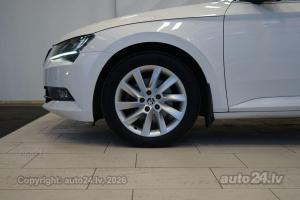 Balts Skoda SuperB 2019 Paide, ar dzinēja tilpumu 2.00 L un nobraukumu 127 tūkst. km par 21500 €, foto 14 vietnē AUTOMOTO.COM.LV