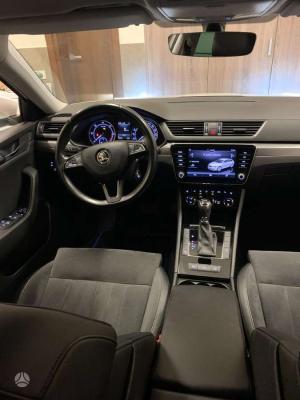 White Skoda SuperB 2019 in Kaunas, with an engine capacity of 2.00 L and mileage of 184 thousand km for 13450 €, photo 12 on AUTOMOTO.COM.LV