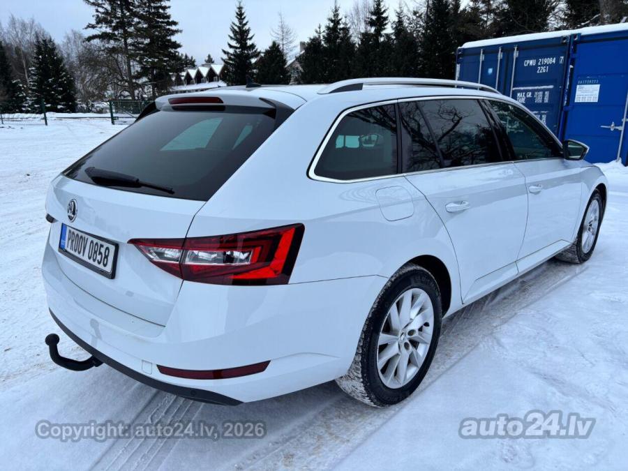 White Skoda SuperB 2019 in Paide, with an engine capacity of 2.00 L and mileage of 287 thousand km for 13490 €, photo 5 on AUTOMOTO.COM.LV