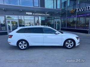 Balts Skoda SuperB 2019 Tallina, ar dzinēja tilpumu 2.00 L un nobraukumu 277 tūkst. km par 10999 €, foto 3 vietnē AUTOMOTO.COM.LV