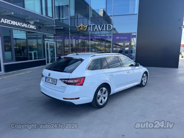 Balts Skoda SuperB 2019 Tallina, ar dzinēja tilpumu 2.00 L un nobraukumu 277 tūkst. km par 10999 €, foto 3 vietnē AUTOMOTO.COM.LV