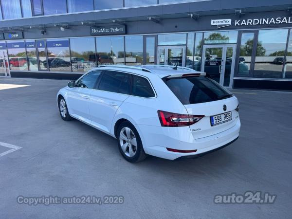 Balts Skoda SuperB 2019 Tallina, ar dzinēja tilpumu 2.00 L un nobraukumu 277 tūkst. km par 10999 €, foto 5 vietnē AUTOMOTO.COM.LV