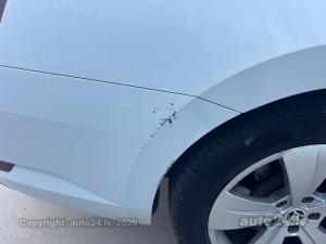 Balts Skoda SuperB 2019 Tallina, ar dzinēja tilpumu 2.00 L un nobraukumu 277 tūkst. km par 10999 €, foto 17 vietnē AUTOMOTO.COM.LV