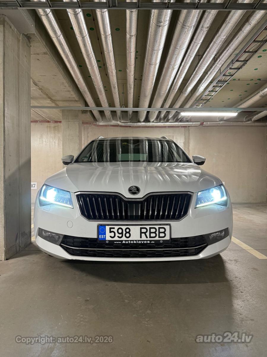 Balts Skoda SuperB 2019 Tallina, ar dzinēja tilpumu 2.00 L un nobraukumu 277 tūkst. km par 10999 €, foto 22 vietnē AUTOMOTO.COM.LV