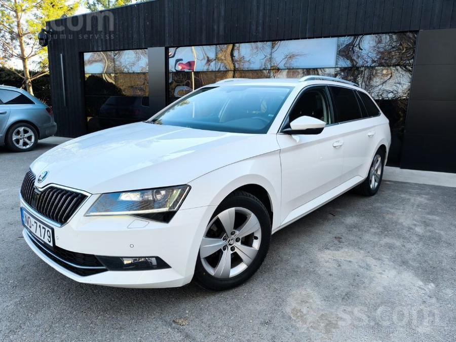 White Skoda SuperB 2019 in Cesis, with an engine capacity of 2.00 L and mileage of 179 thousand km for 15499 €, photo 5 on AUTOMOTO.COM.LV