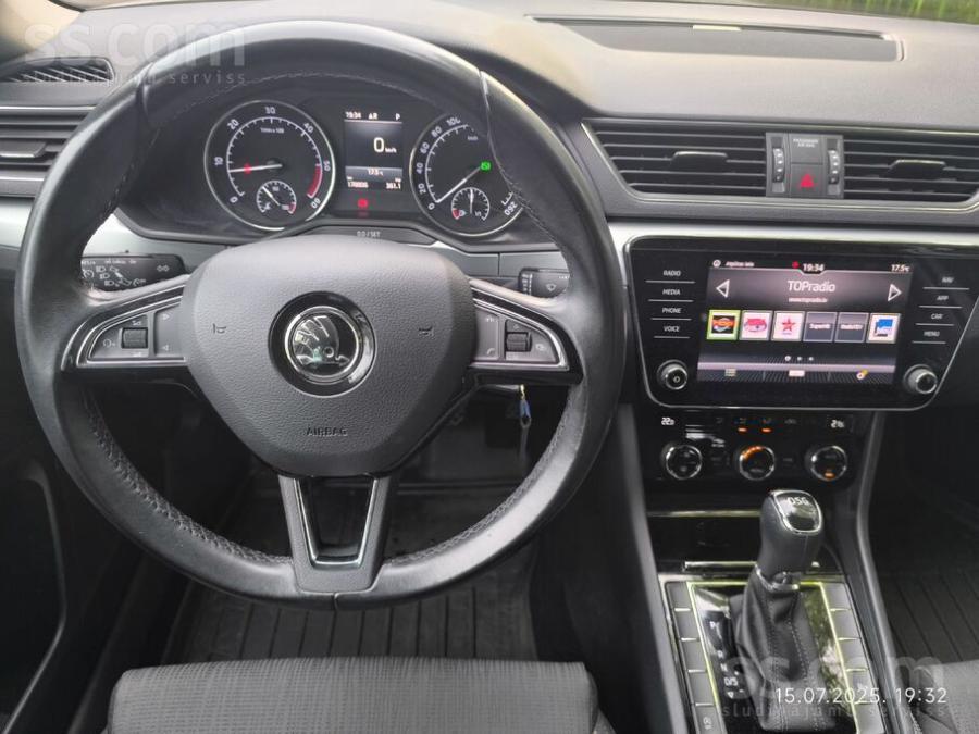 White Skoda SuperB 2019 in Cesis, with an engine capacity of 2.00 L and mileage of 179 thousand km for 15499 €, photo 16 on AUTOMOTO.COM.LV