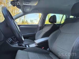 White Skoda SuperB 2019 in Cesis, with an engine capacity of 2.00 L and mileage of 179 thousand km for 15499 €, photo 24 on AUTOMOTO.COM.LV