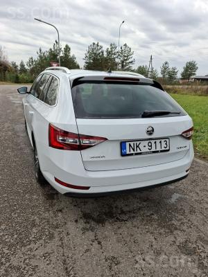White Skoda SuperB 2019 in Daugavpils, with an engine capacity of 2.00 L and mileage of 193 thousand km for 11300 €, photo 4 on AUTOMOTO.COM.LV